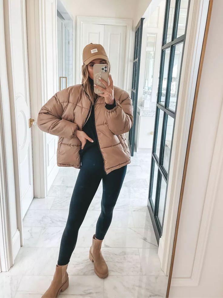 100 Easy Mirror Selfie Poses at Home : Look Stylish & Natural - The ...